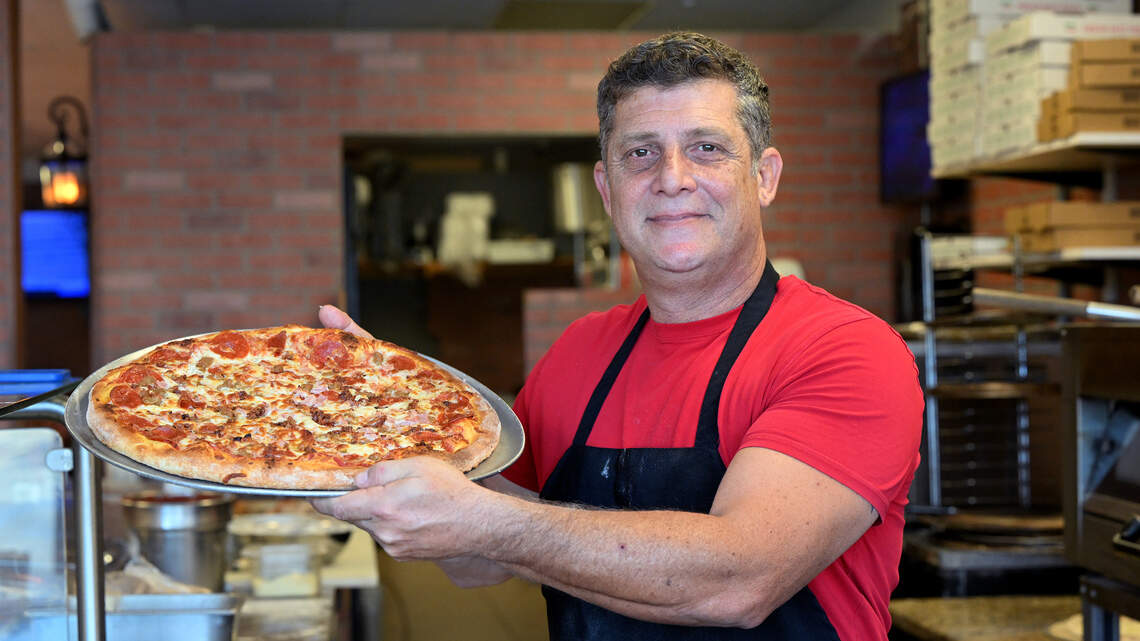 Cornerstone Pizza opens in Bradenton with family recipes | Bradenton Herald