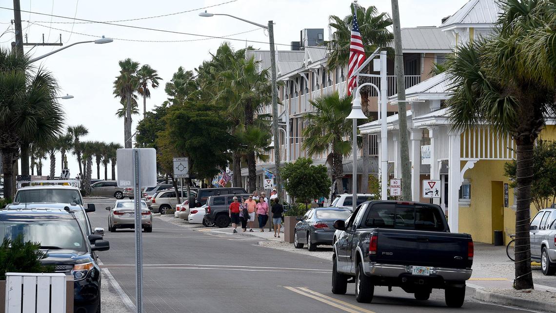 Bradenton Beach sues officials over Sunshine Law violations ...