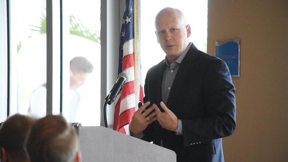 FDEP secretary visits Sarasota, touts Scott’s environment record ...